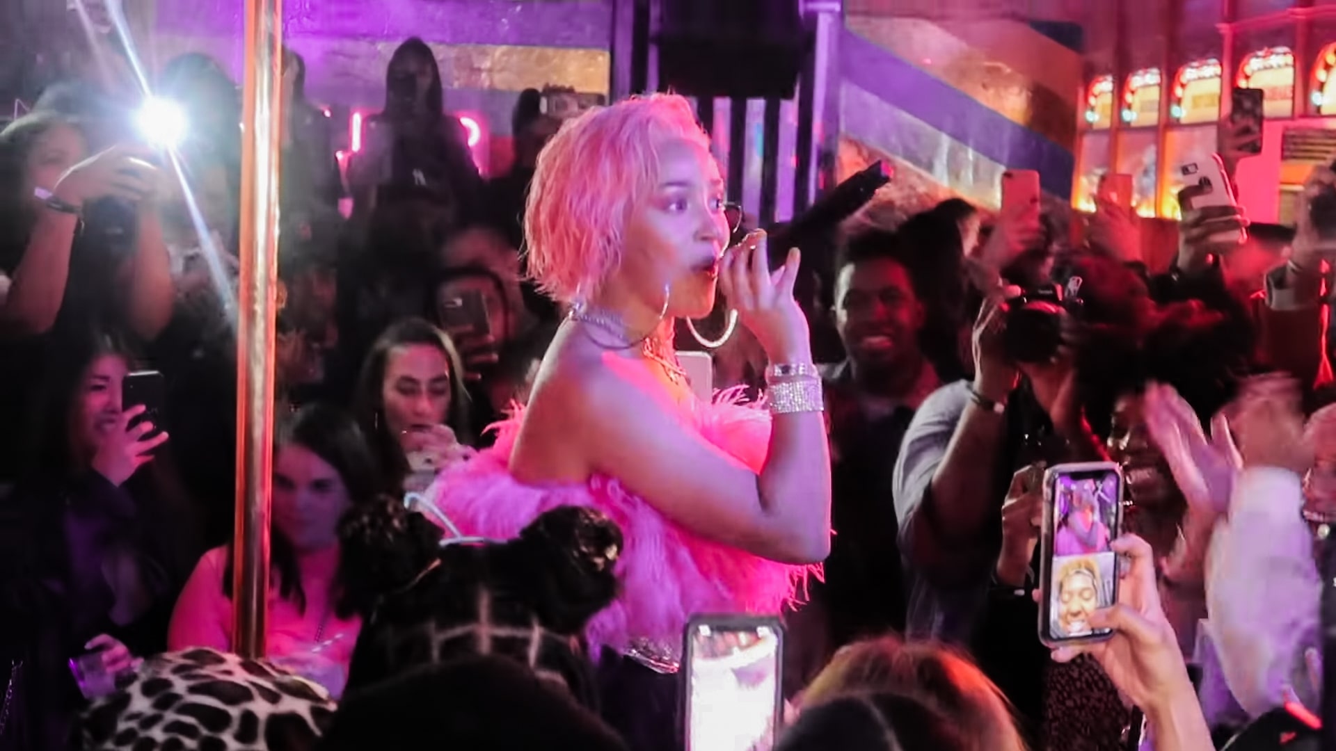 The Biggest Female Popstars of 2024: Shaping the Soundtrack of a Generation